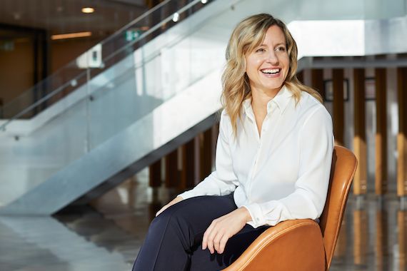Une Québécoise nommée associée directrice chez Deloitte - Les Affaires