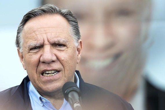 Legault ouvert à décloisonner la pratique privée et publique - Les Affaires