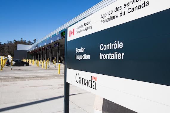 Les frontières canadiennes ouvrent aux voyageurs internationaux - Les ...