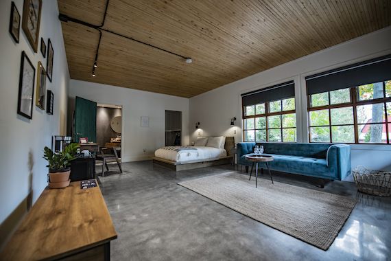 Le Square Old Chelsea peaufine son offre - Les Affaires