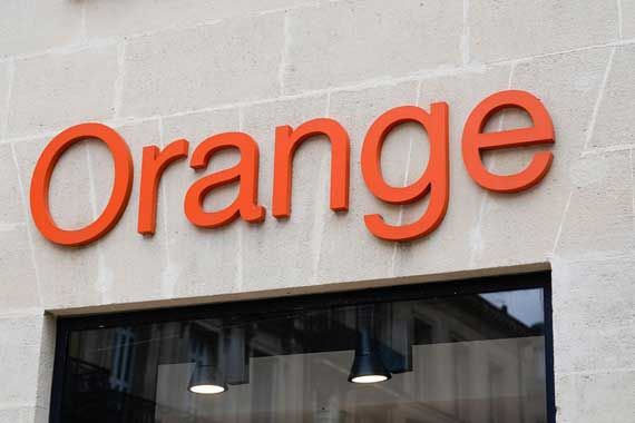 Intelligence artificielle: Orange et Google s'unissent - Les Affaires