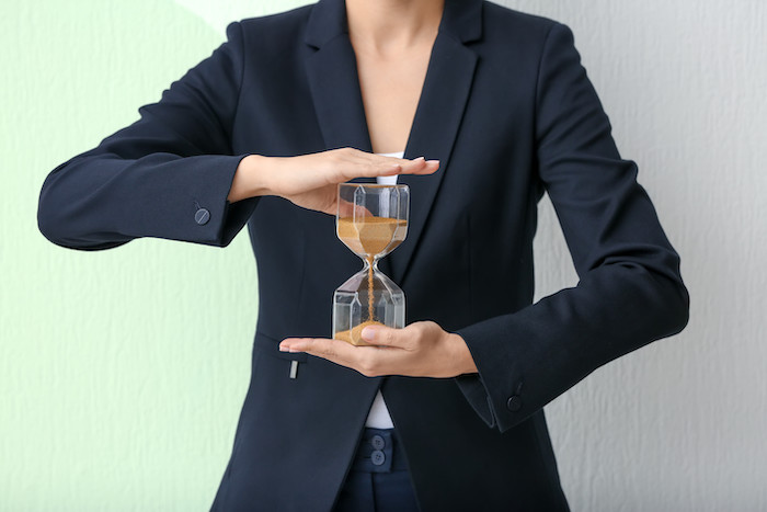 PDG, voici comment retourner le sablier pour rester pertinent - Les ...