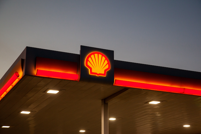 Shell: repli du bénéfice net, plombé par les marges de raffinage et le ...