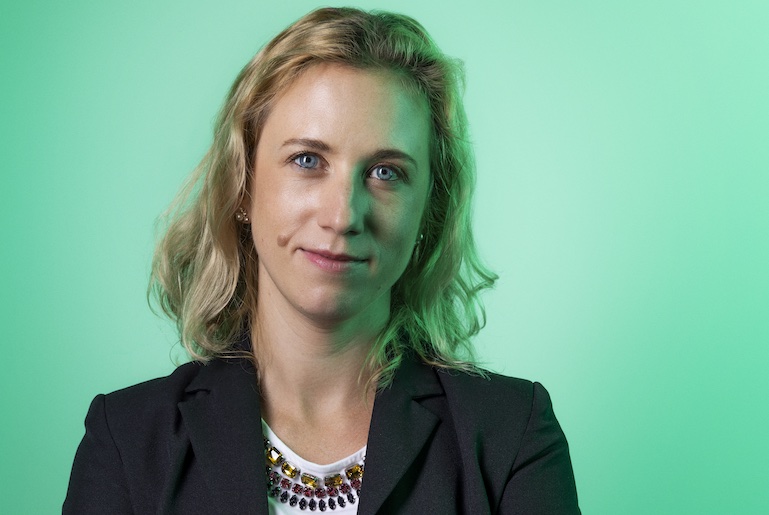 Sasha Luccioni: «Il faut éduquer et conscientiser, car on utilise trop l’IA sans réfléchir ...