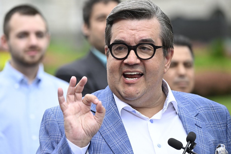 Denis Coderre «tourne la page» sur sa vie politique - Les Affaires