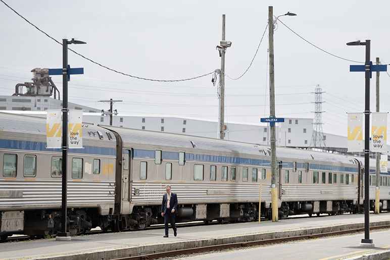 Un nouveau contrat de travail pour 2500 employés de VIA Rail - Les Affaires