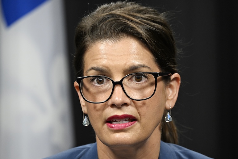 La ministre Geneviève Guilbault quittera la vie politique à la fin de ...